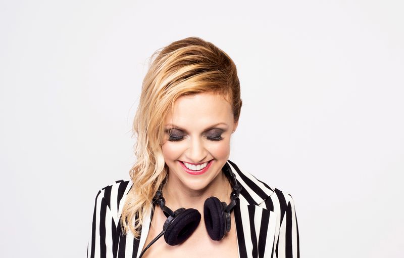 DJ and singer Jodie will rake your event to the next level.